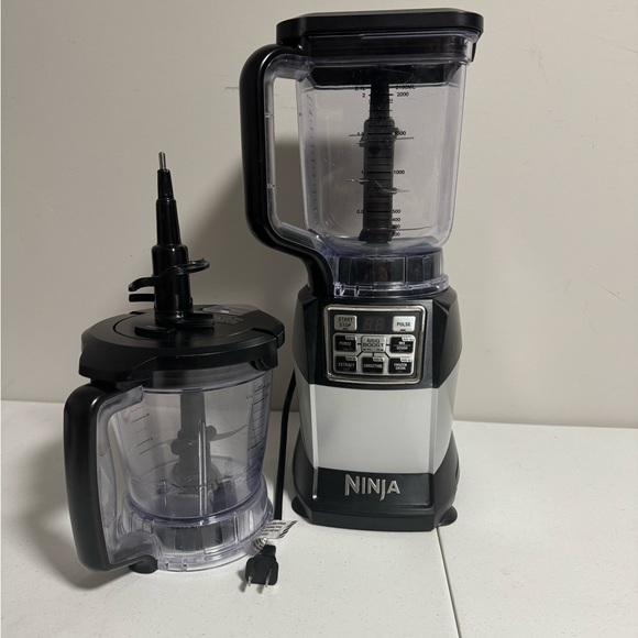 Ninja | Kitchen | Ninja Bl494 3s System 7240 Oz 200w Blender | Poshmark